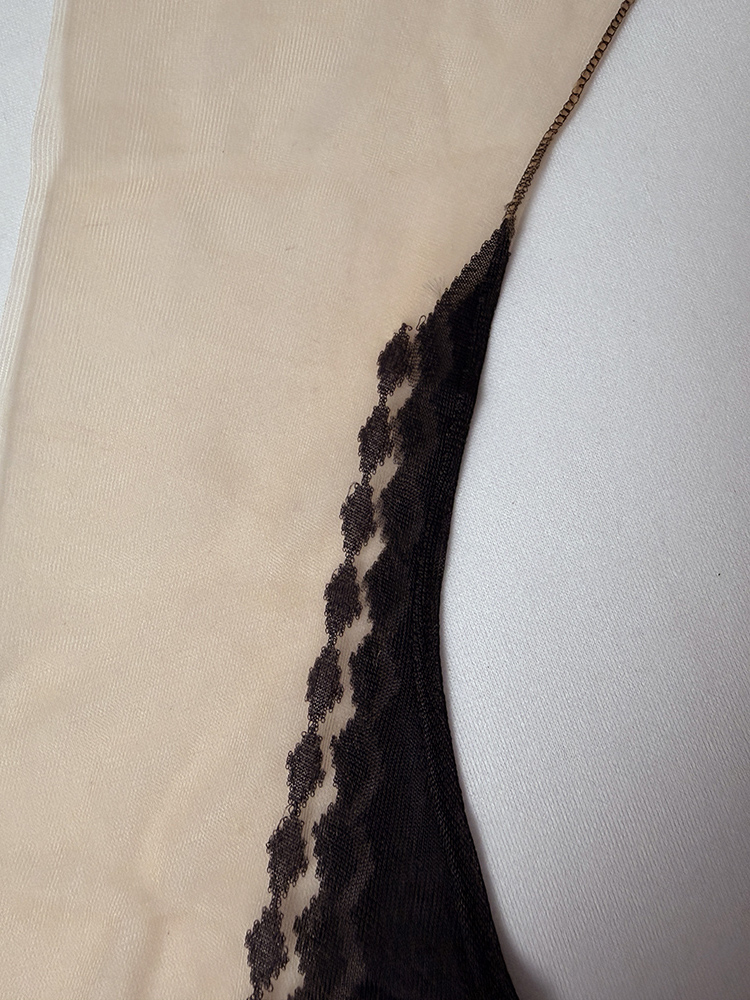 Vintage Stockings : Diamond Necklace Fancy Foot Stocking